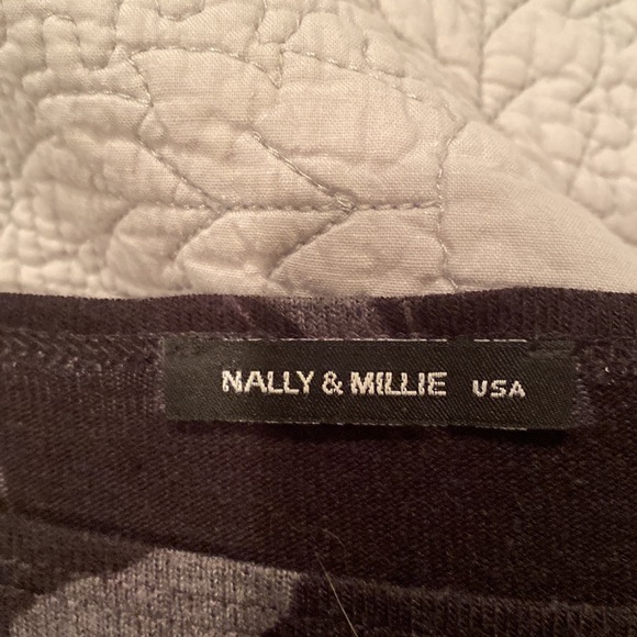 Nally & Millie | Dresses | Nally And Millie Thin Sweater Dress Long ...